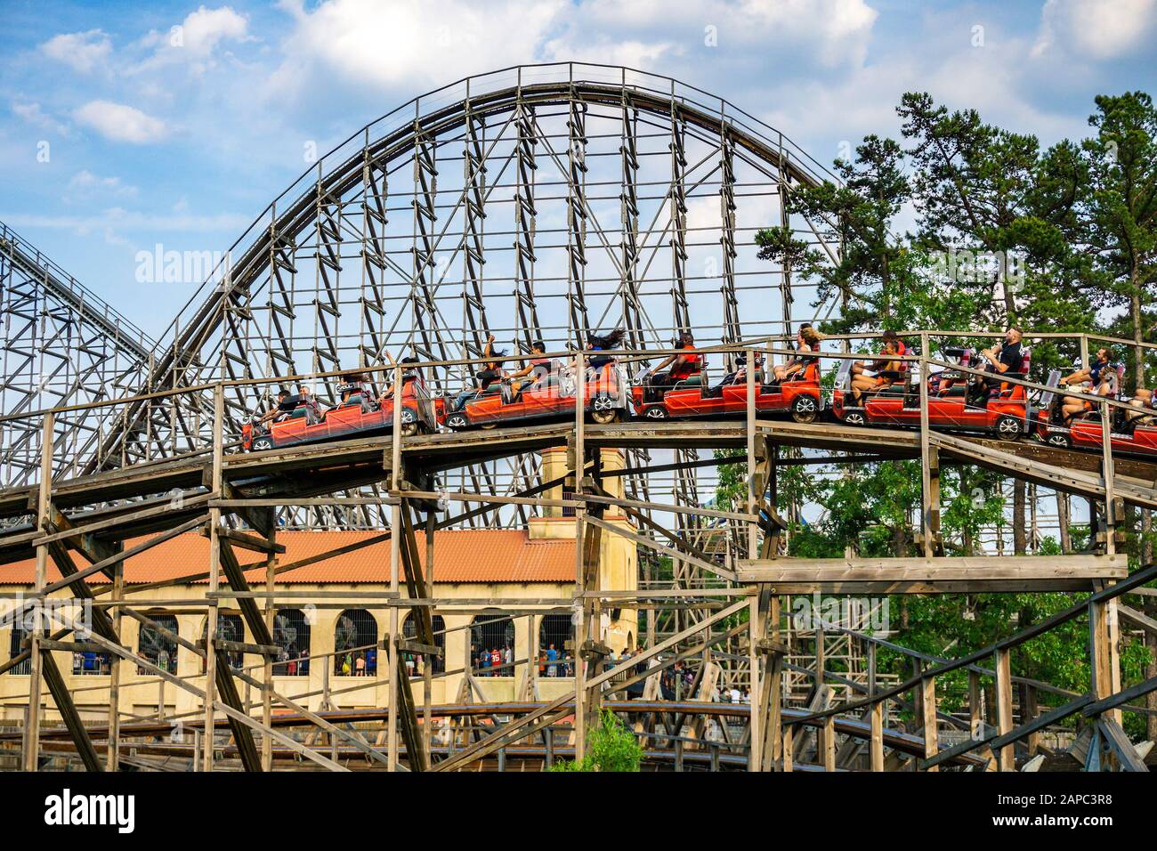 Six flags great adventure nj hi-res stock photography and images - Alamy
