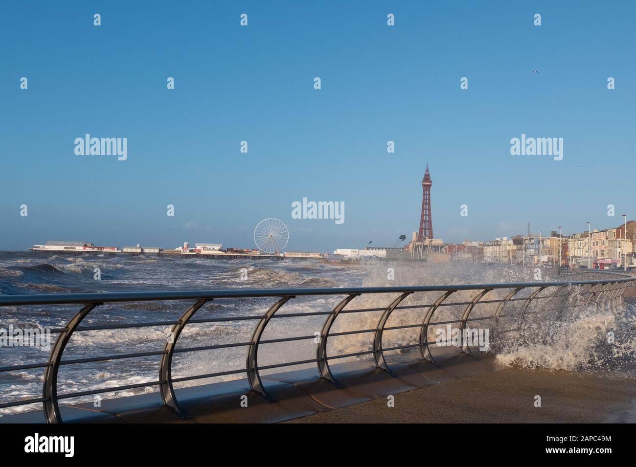 High Flood Tide Blackpool Stock Photos & High Flood Tide Blackpool ...