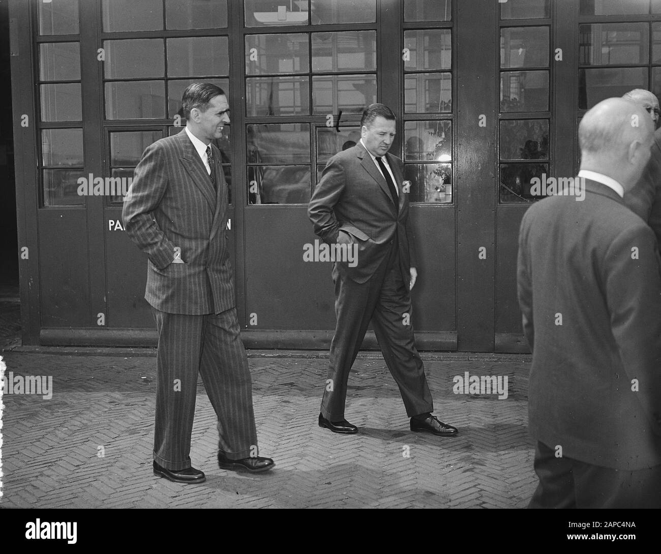 30 june 1954 Black and White Stock Photos & Images - Alamy