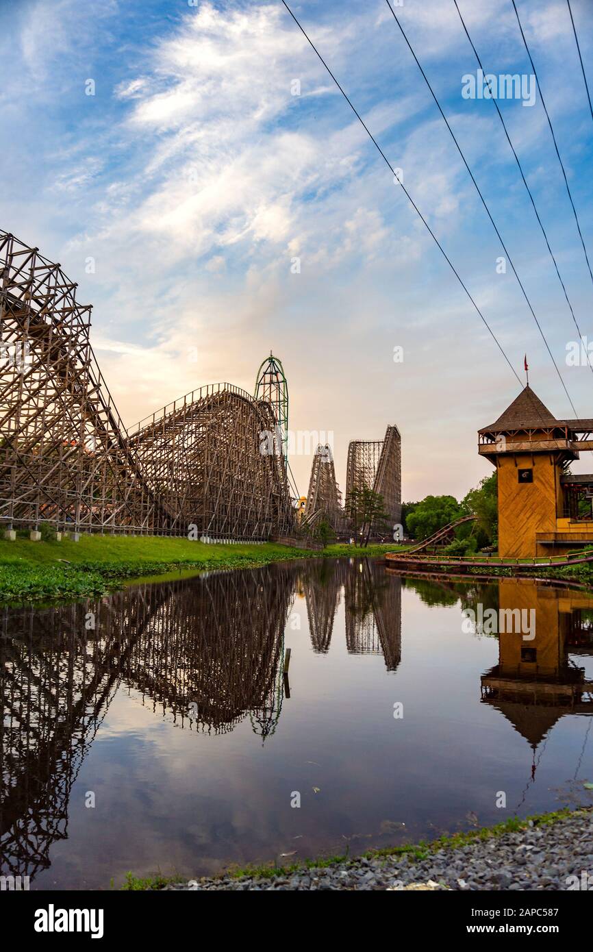 The famous wooden roller coaster the El Toro at Six Flags Great ...