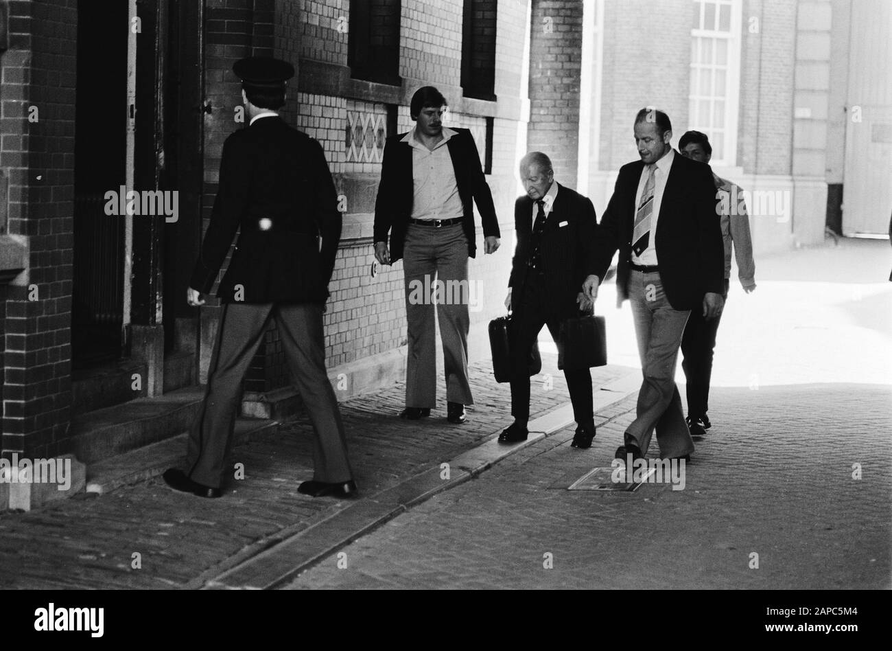 1980 war hi-res stock photography and images - Alamy