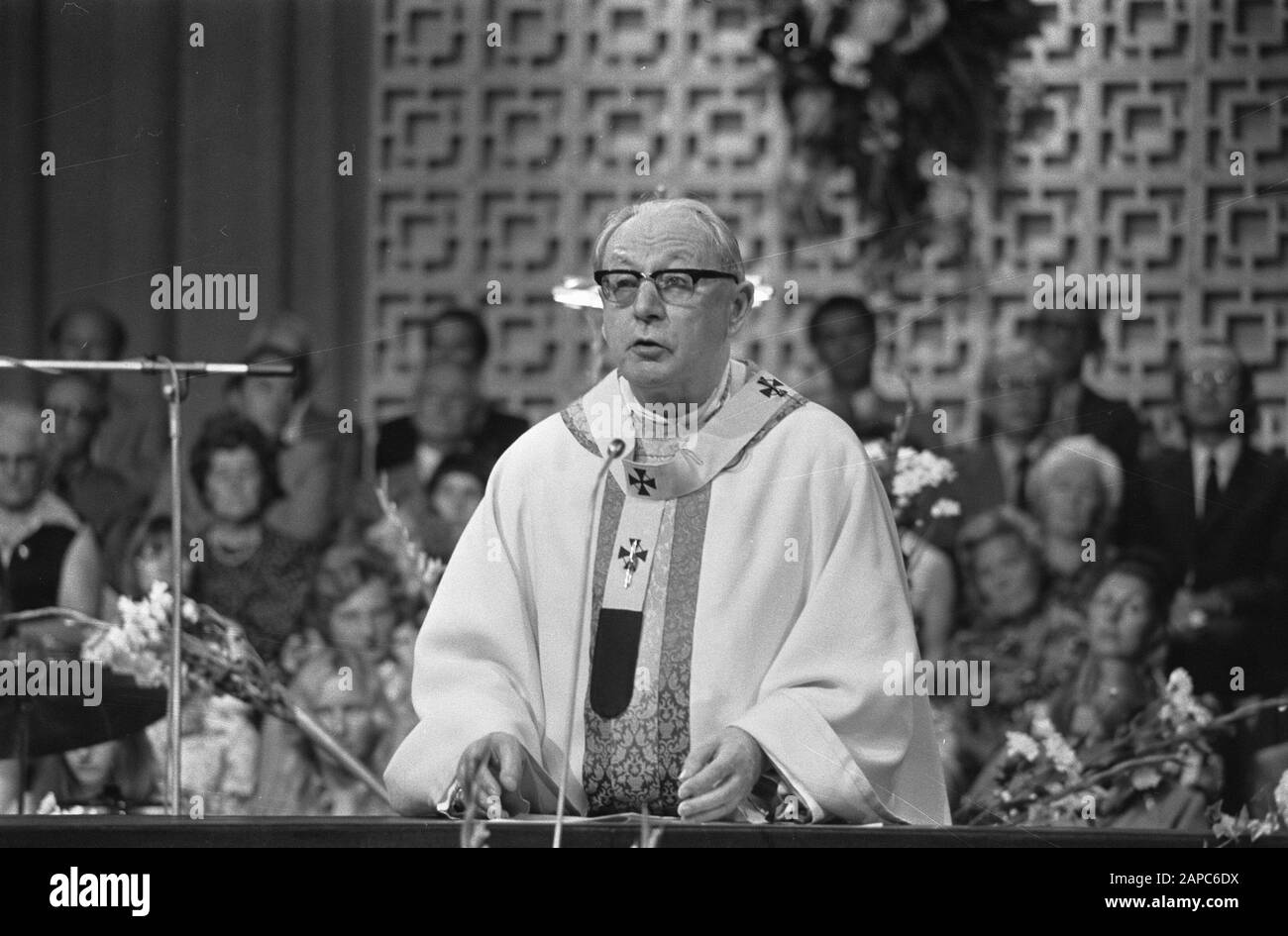 25 August 1974 High Resolution Stock Photography and Images - Alamy