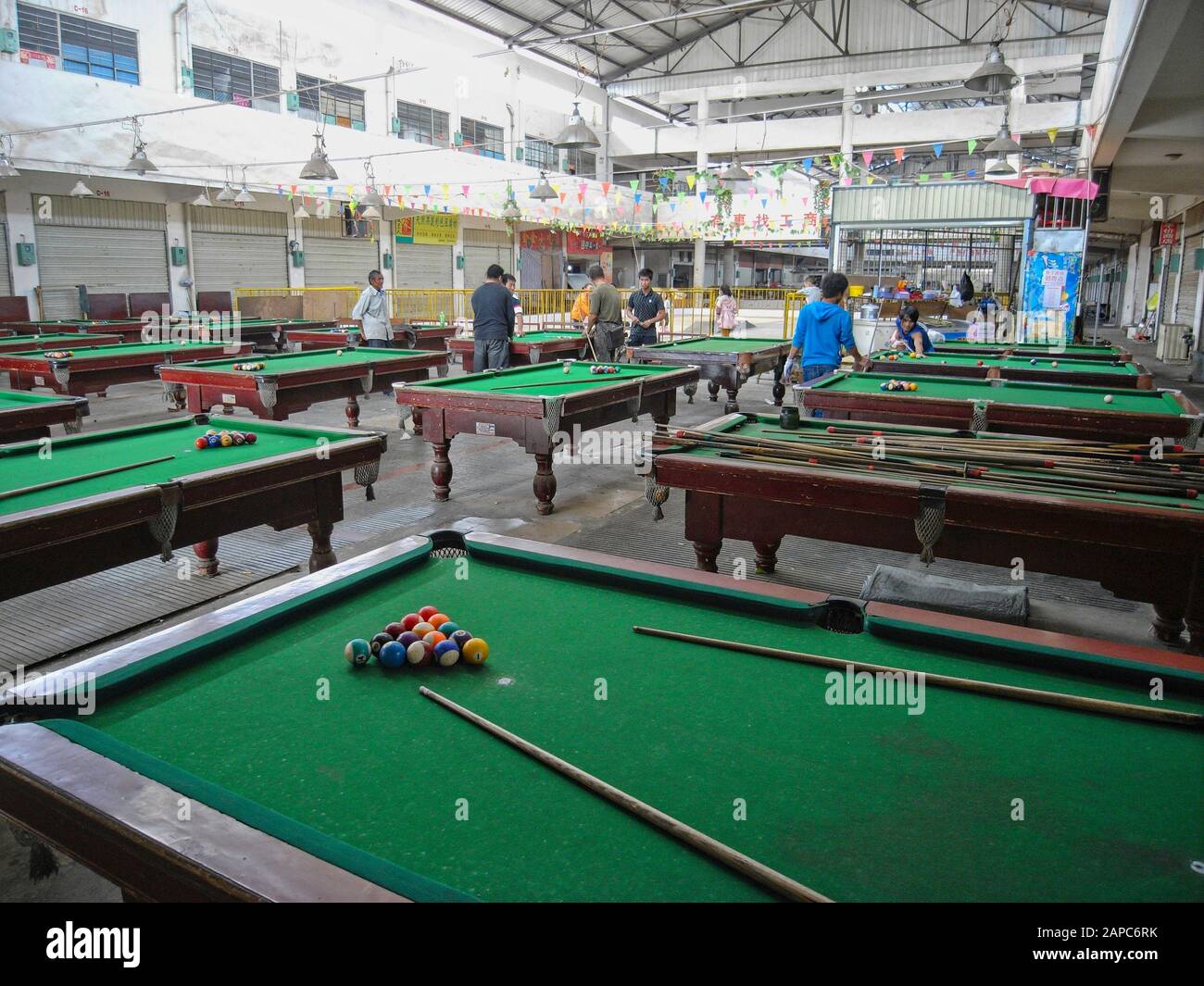 Asian billiards hi-res stock photography and images - Alamy