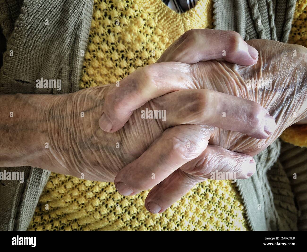 Wrinkled finger hi-res stock photography and images - Alamy