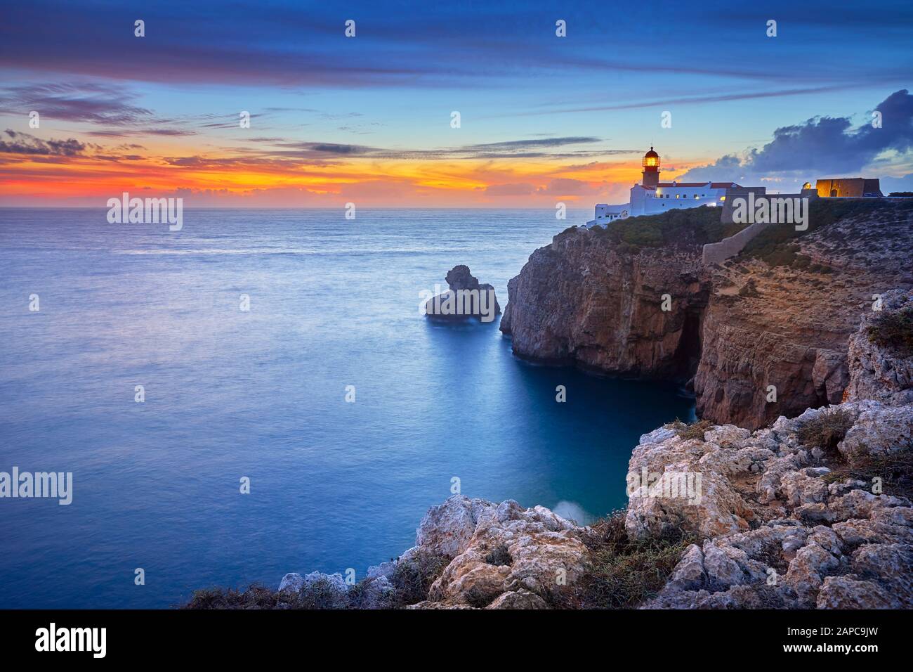 Cabo de Sao Vicente Lighthouse, Sagres, Algarve, Portugal Stock Photo ...
