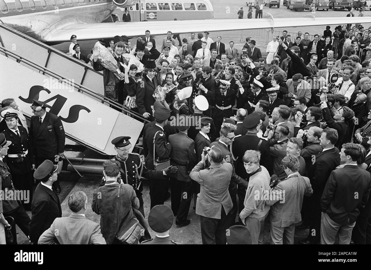 Beatles press conference 1964 hi-res stock photography and images - Alamy