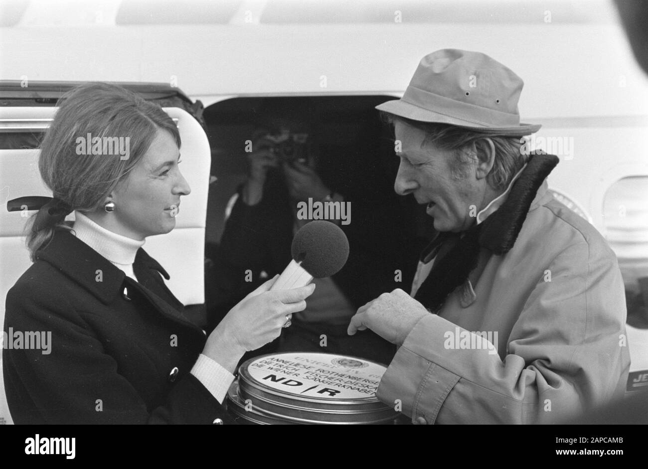 Schiphol airport danny kaye hi-res stock photography and images - Alamy