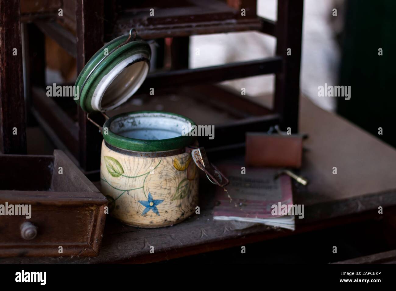 Close view of old abandoned objects on a crippled house Stock Photo - Alamy