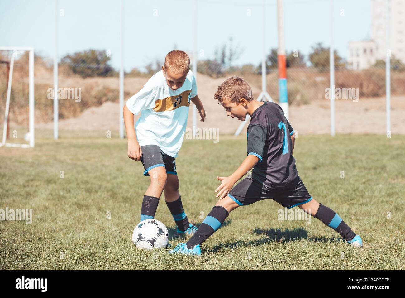 Young Footballers Training High Resolution Stock Photography and Images ...