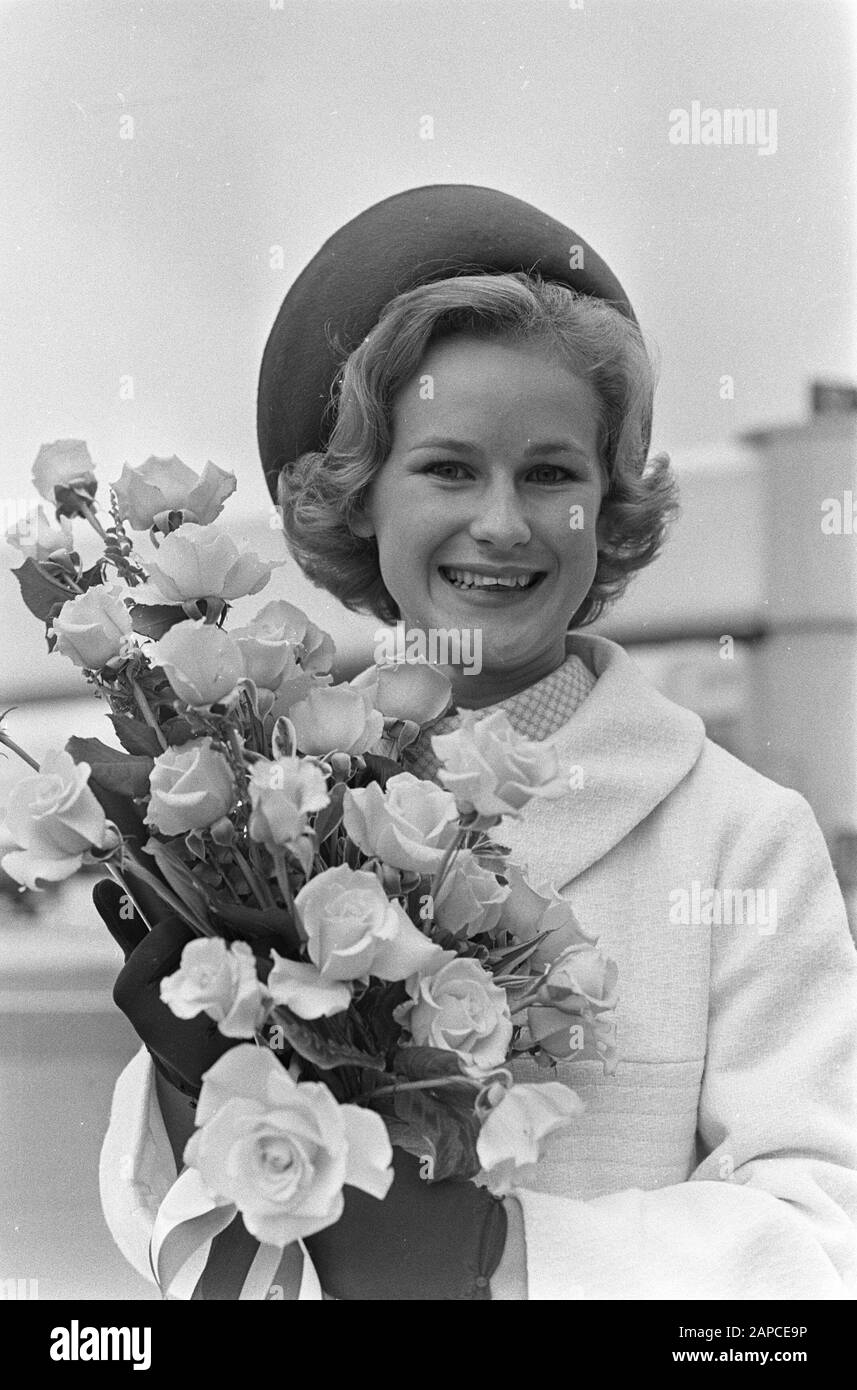 Arrival monique mulder hi-res stock photography and images - Alamy