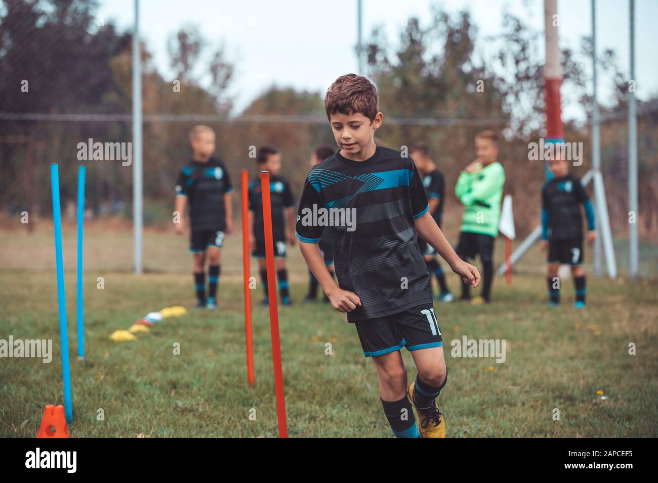 Kids football team hi-res stock photography and images - Alamy