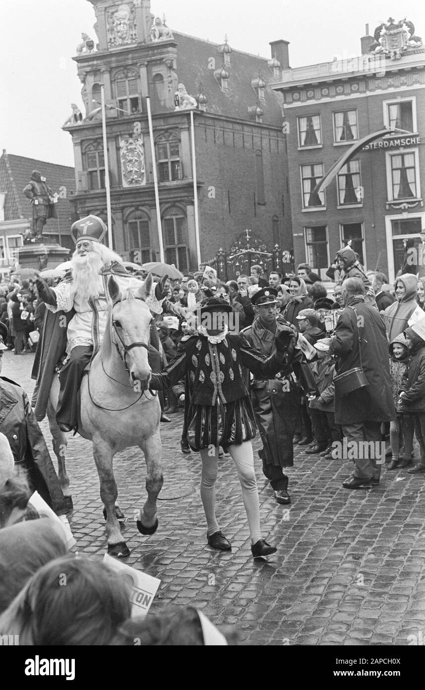 Royal tour in st Black and White Stock Photos & Images - Alamy