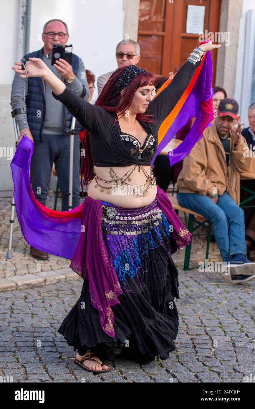 PADERNE, PORTUGAL - January 1st, 2020: Medieval costume characters in ...