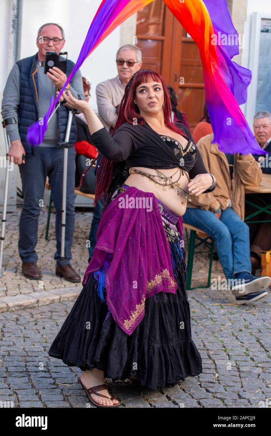 PADERNE, PORTUGAL - January 1st, 2020: Medieval costume characters in ...