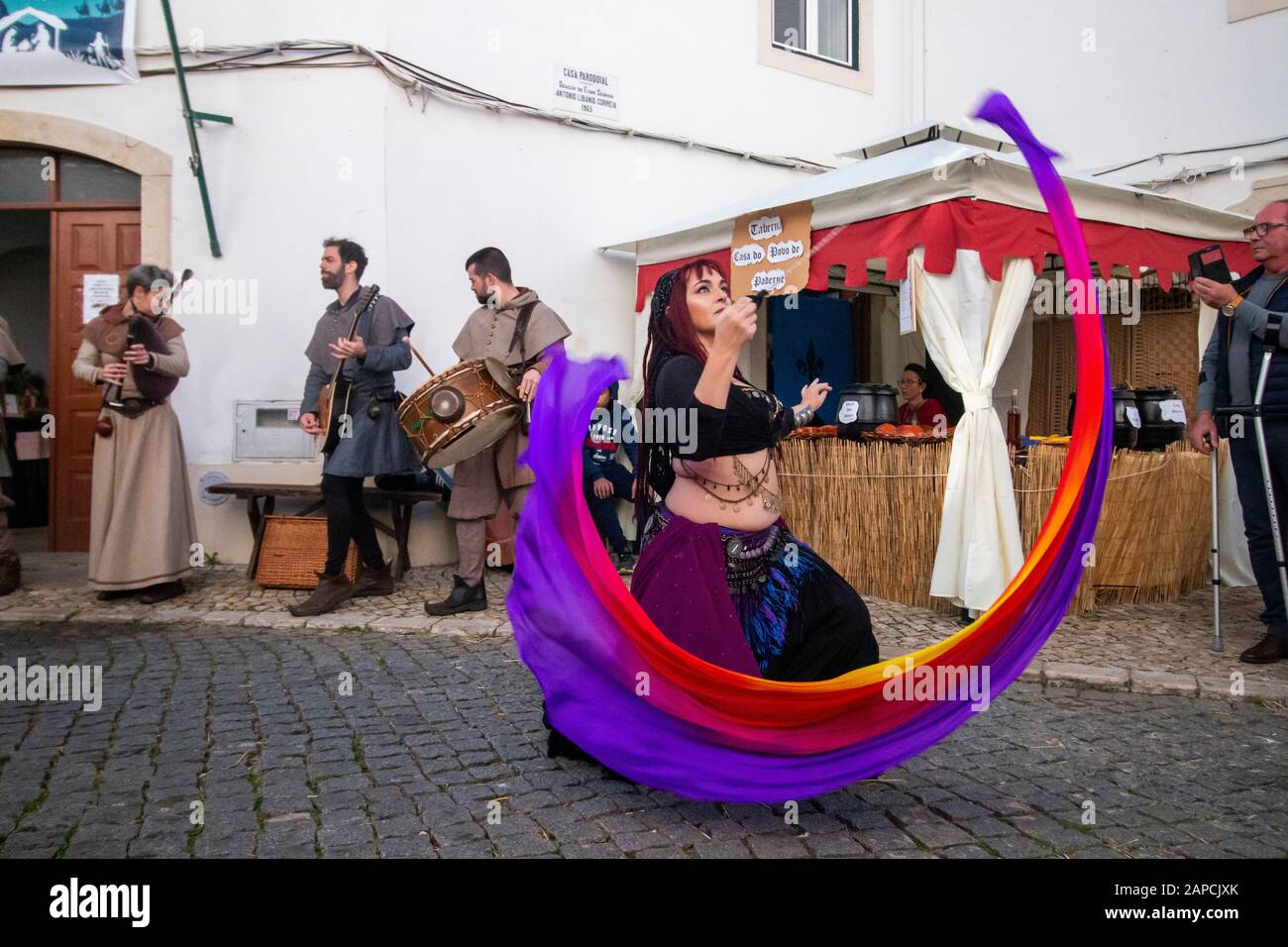 PADERNE, PORTUGAL - January 1st, 2020: Medieval costume characters in ...