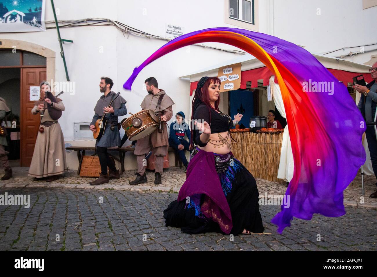 PADERNE, PORTUGAL - January 1st, 2020: Medieval costume characters in ...
