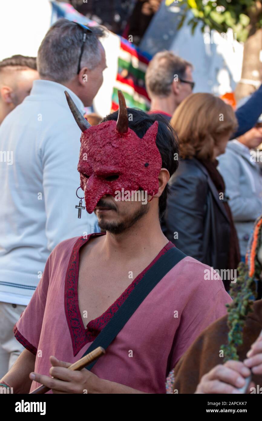 PADERNE, PORTUGAL - January 1st, 2020: Medieval costume characters in ...