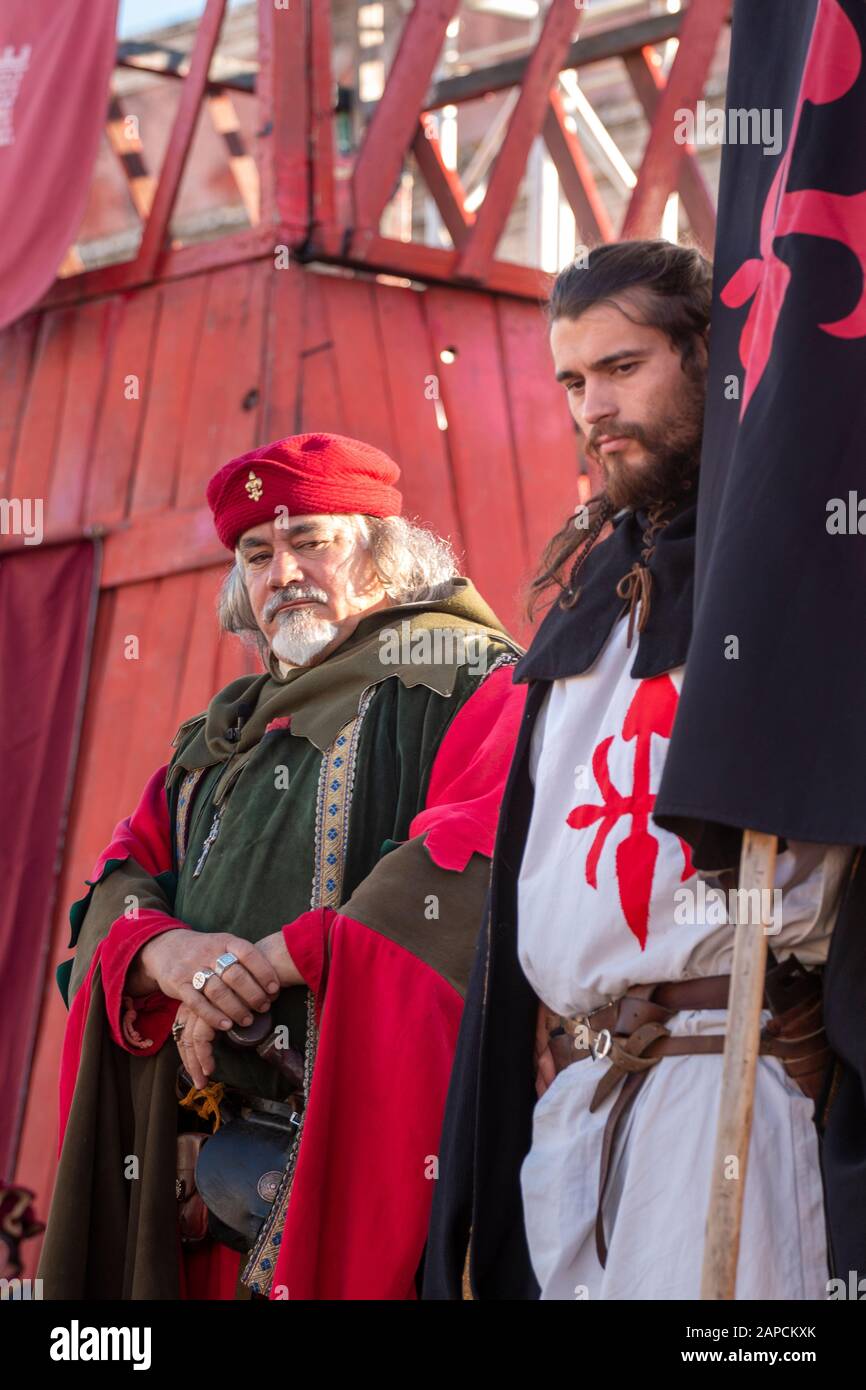 PADERNE, PORTUGAL - January 1st, 2020: Medieval costume characters in ...