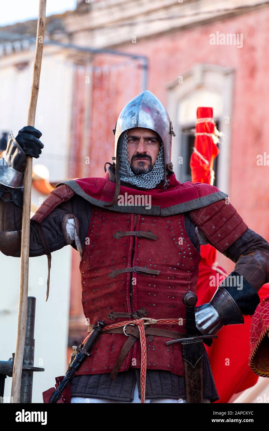 PADERNE, PORTUGAL - January 1st, 2020: Medieval costume characters in ...