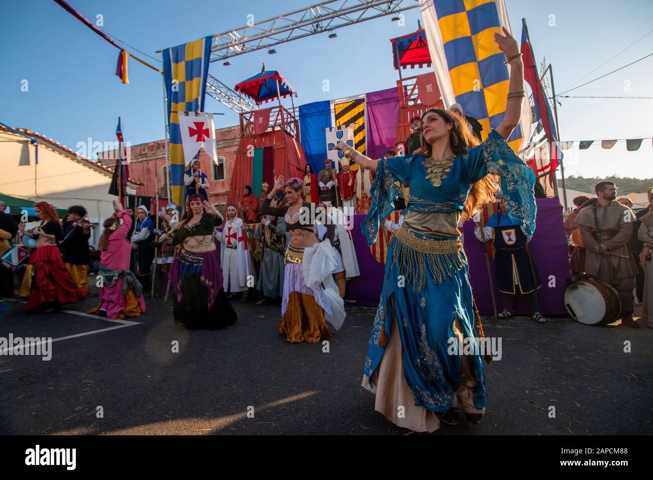 PADERNE, PORTUGAL - January 1st, 2020: Medieval costume characters in ...