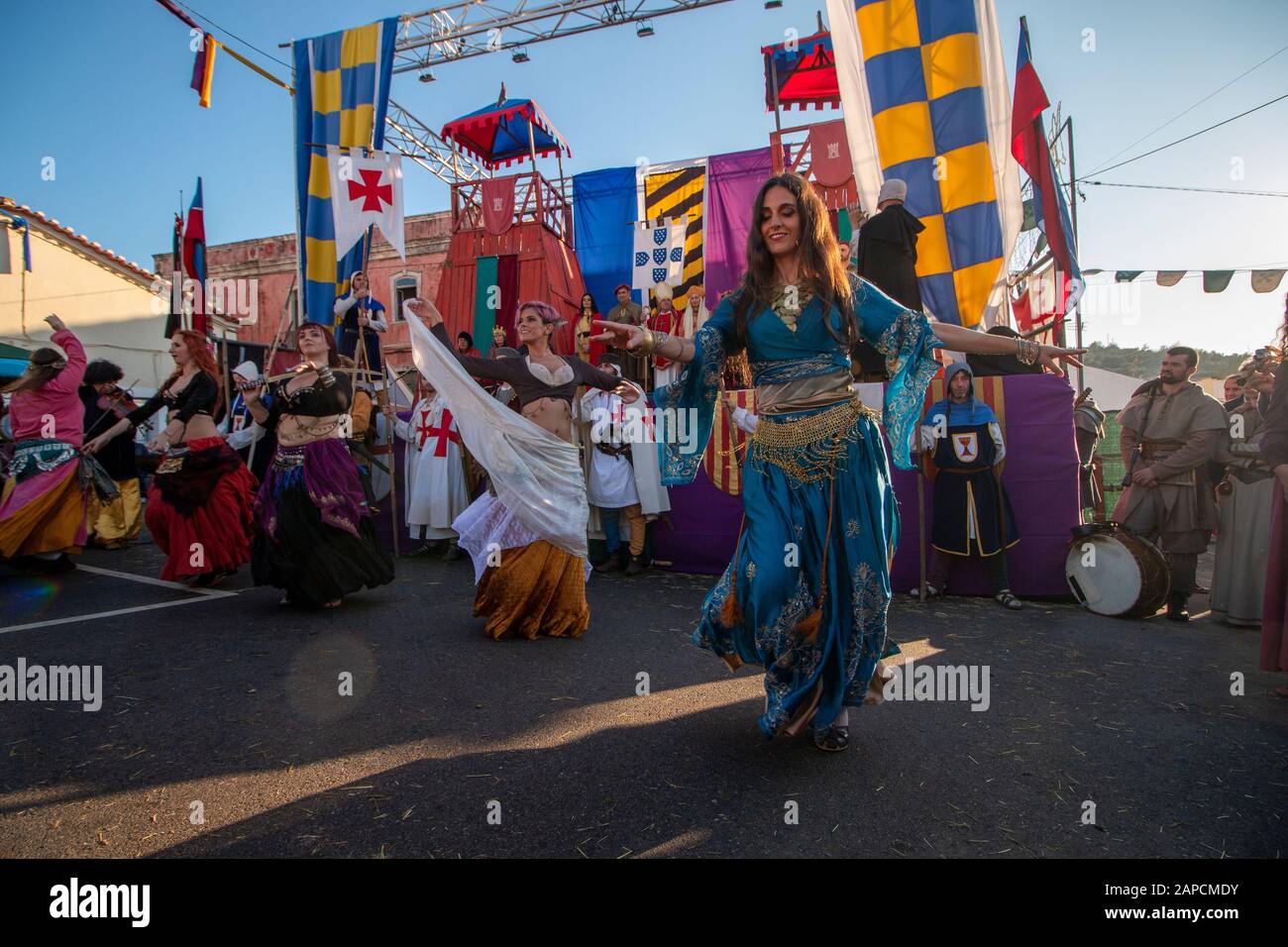 PADERNE, PORTUGAL - January 1st, 2020: Medieval costume characters in ...