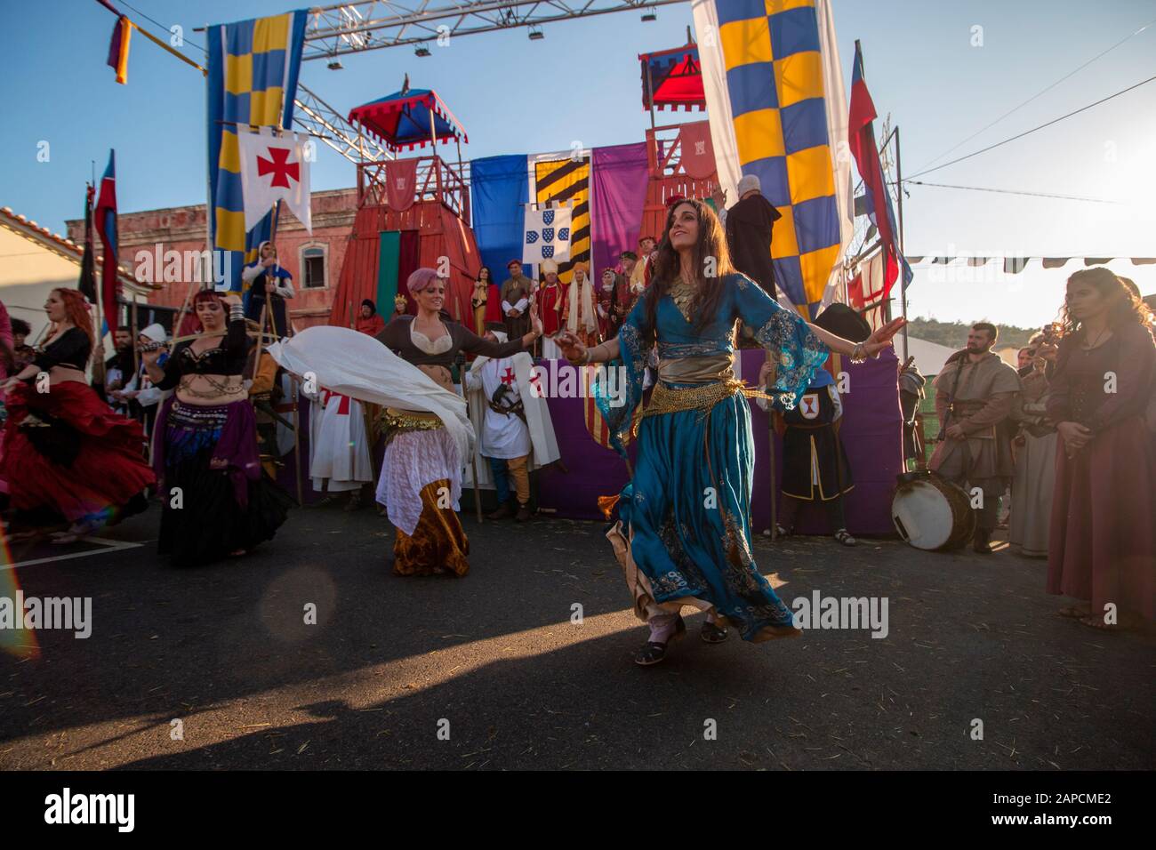 PADERNE, PORTUGAL - January 1st, 2020: Medieval costume characters in ...