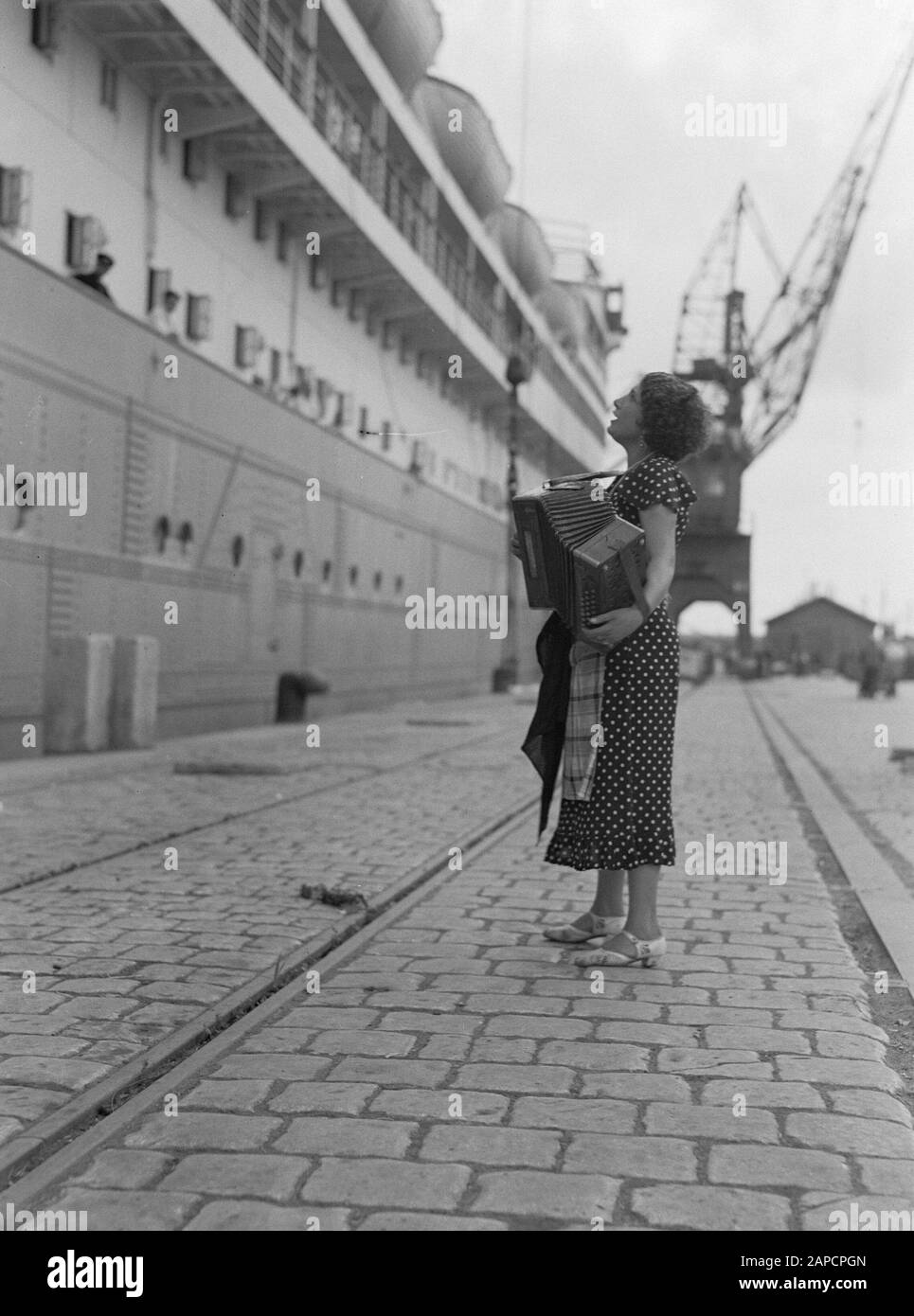1930s port of marseille hi-res stock photography and images - Alamy