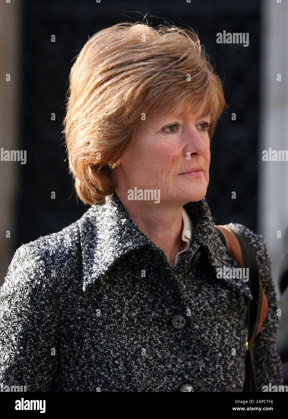 Lady Sarah McCorquodale elder sister to Princess Diana arriving at the ...