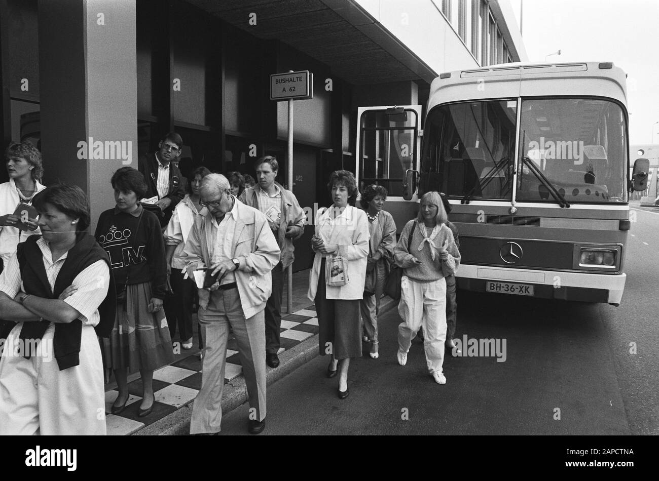Bus controllers hi-res stock photography and images - Alamy