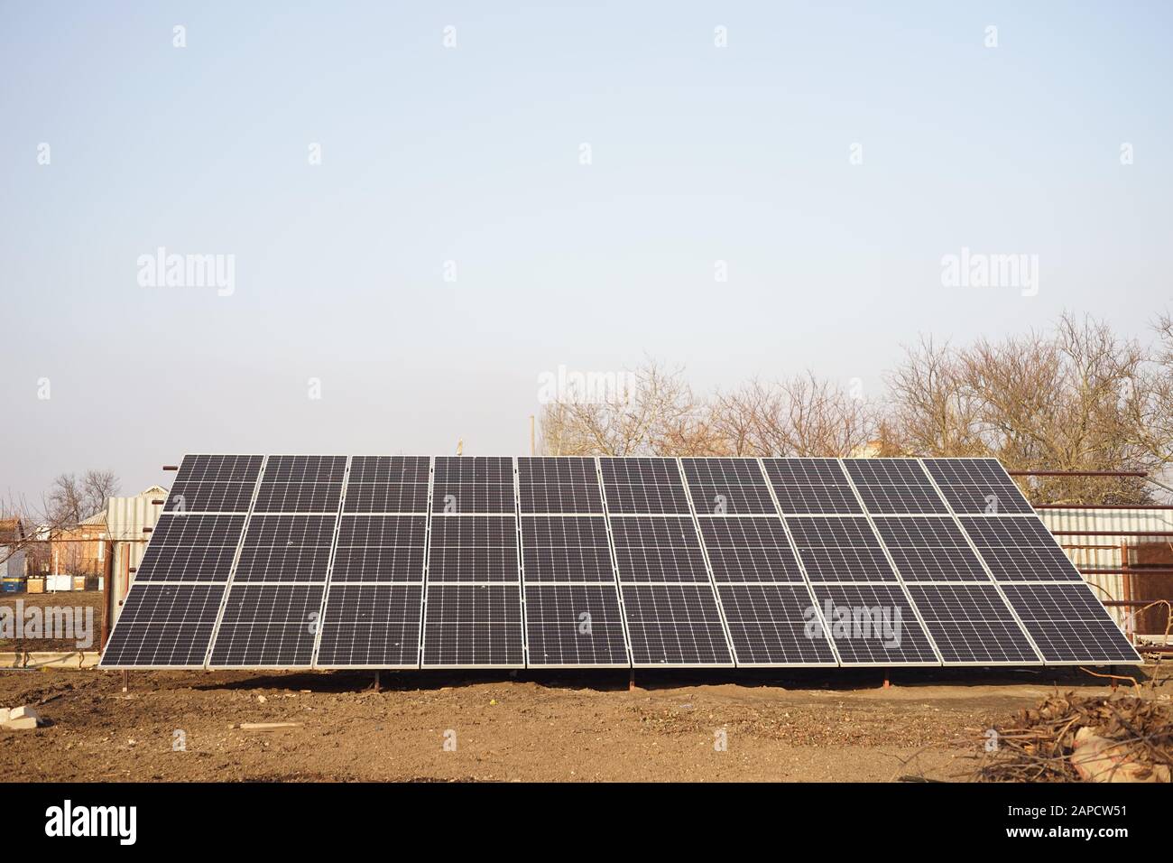 Solar cell platform hi-res stock photography and images - Alamy