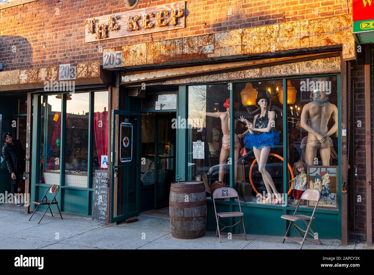 The Keep. Bar in Brooklyn, New York Stock Photo - Alamy