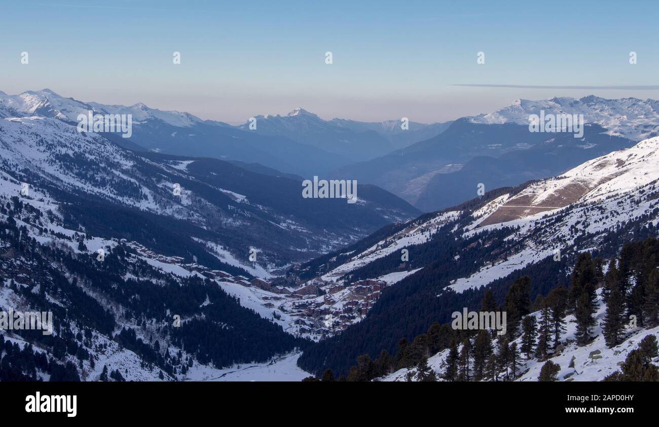 Meribel valley sunset view snowy mountain landscape France alpes Stock ...