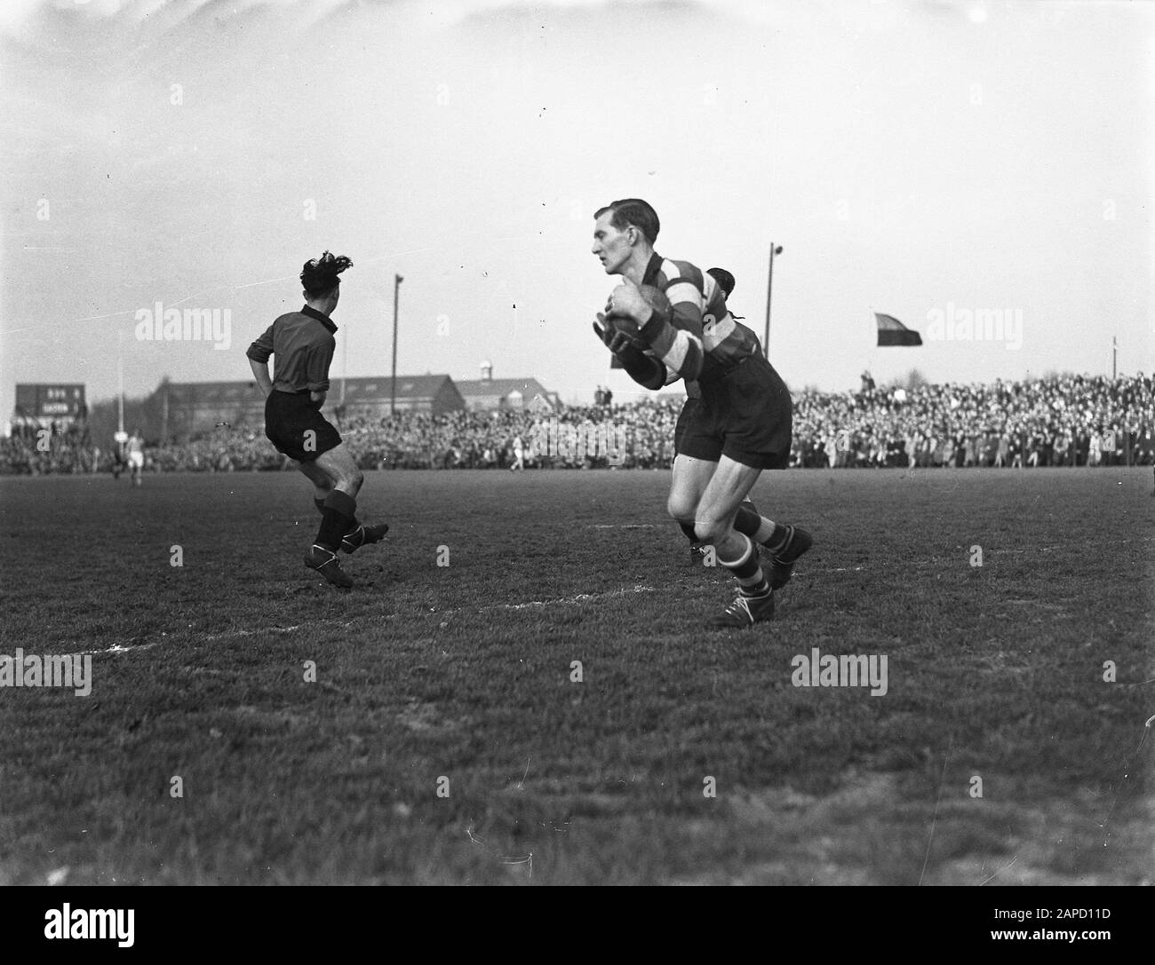 BVV vs. Juliana. Game Moment for Julianadoel Date: 26 February 1948 ...