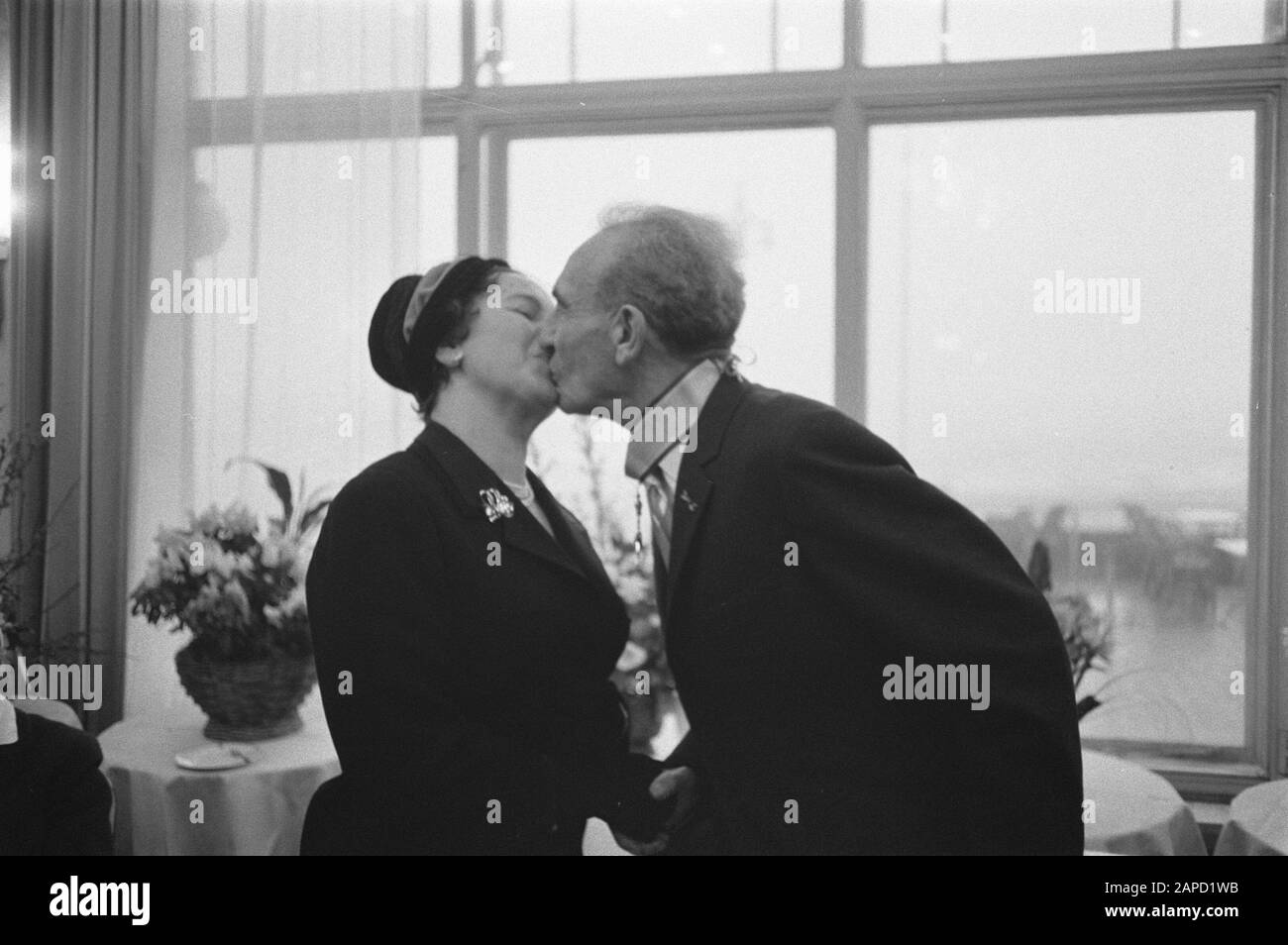 Farewell reception of the chairman of the college of government ...