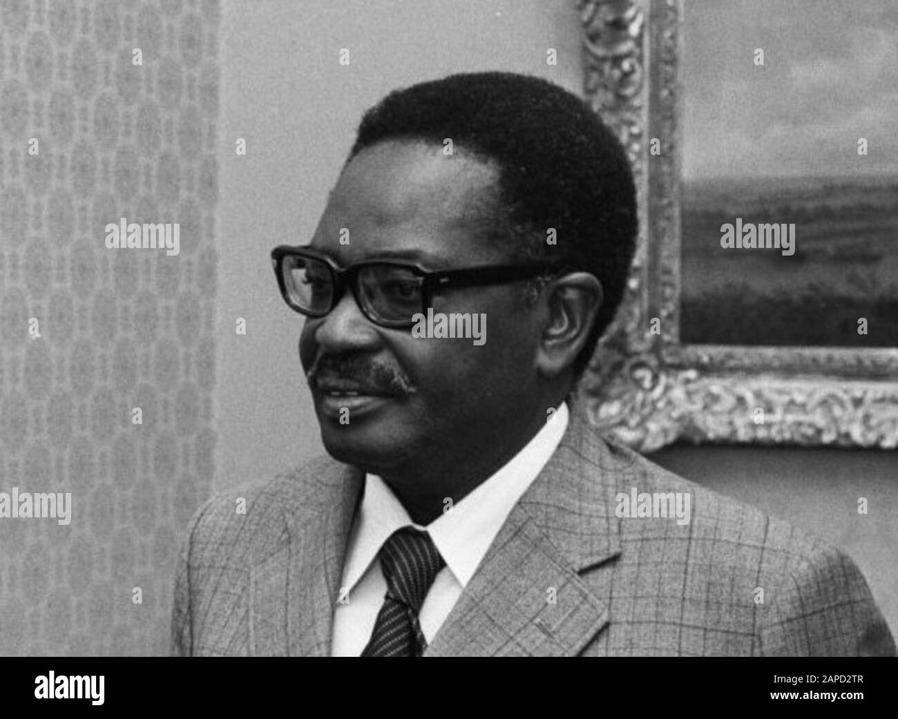 President MPLA, Mr Neto received by Den Uyl; Prime Minister Den Uyl and ...