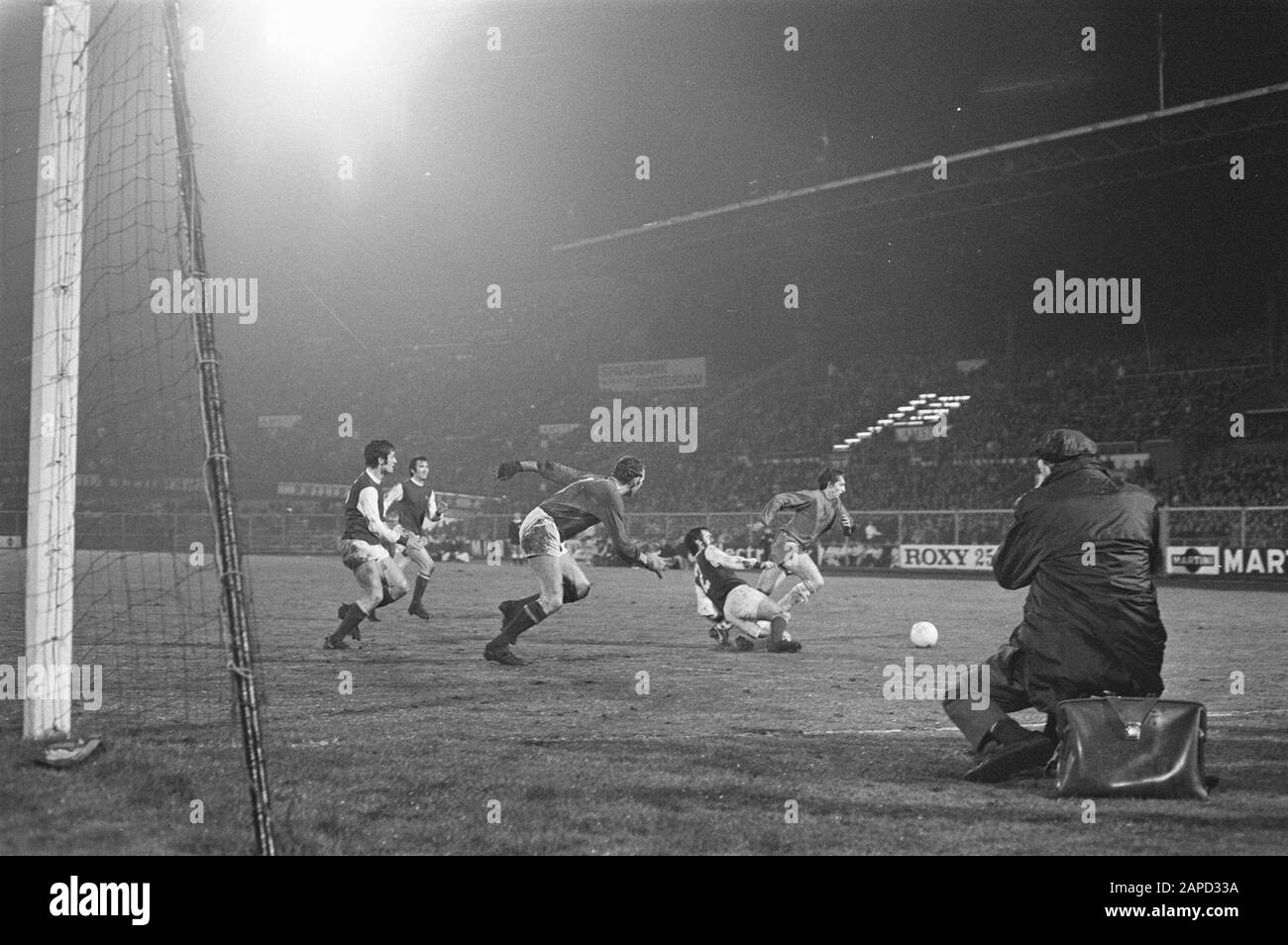 Peter storey arsenal hi-res stock photography and images - Alamy