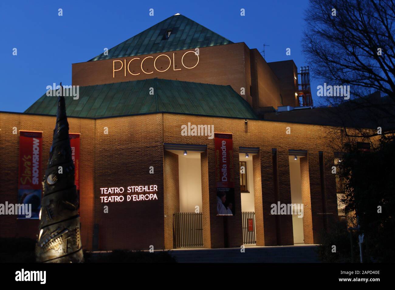 Piccolo teatro grassi milan hi-res stock photography and images - Alamy