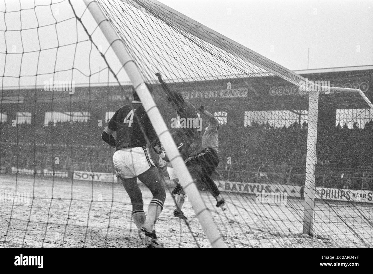 December 7 1969 hi-res stock photography and images - Alamy