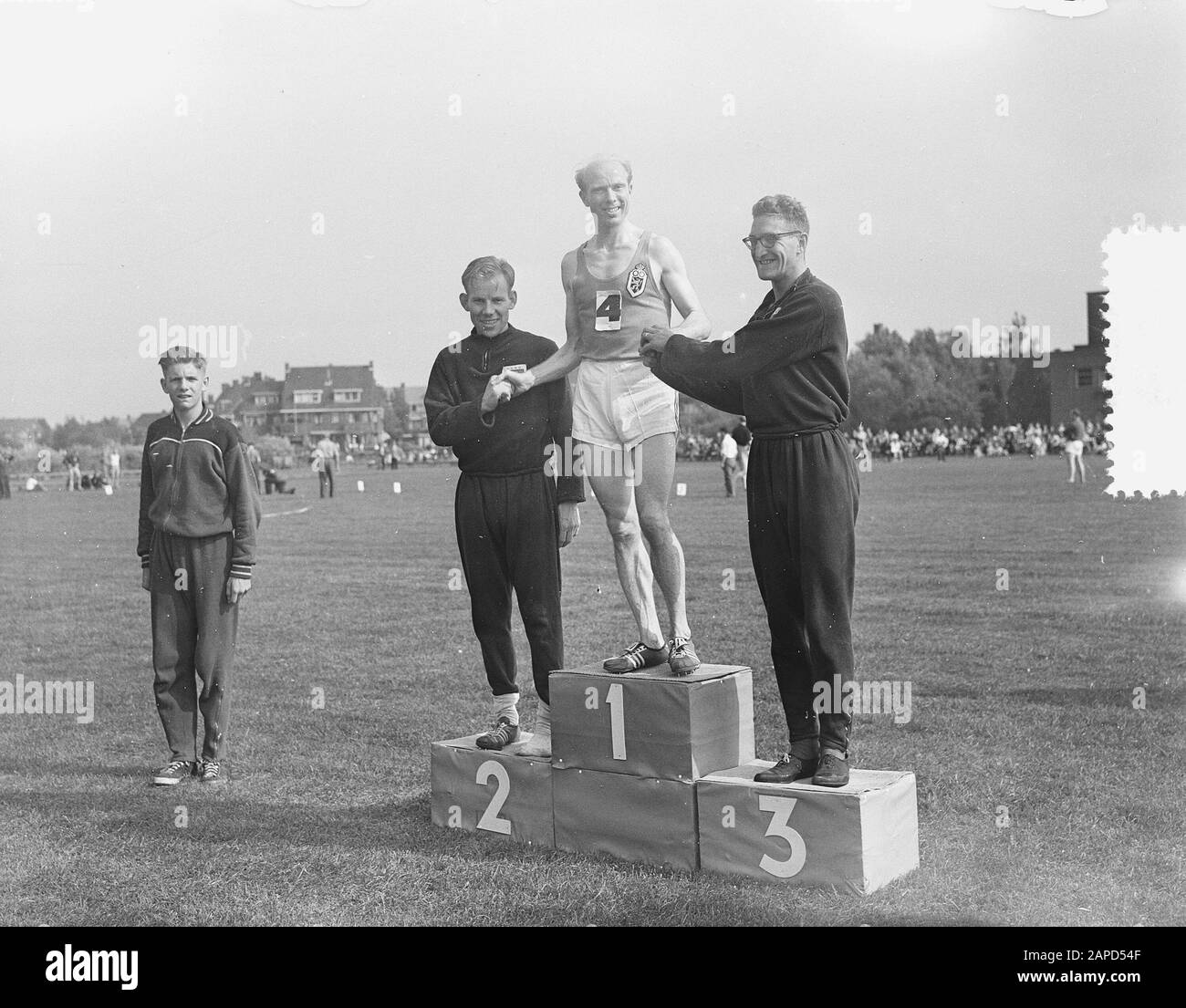 Athletics contest netherlands Black and White Stock Photos & Images - Alamy