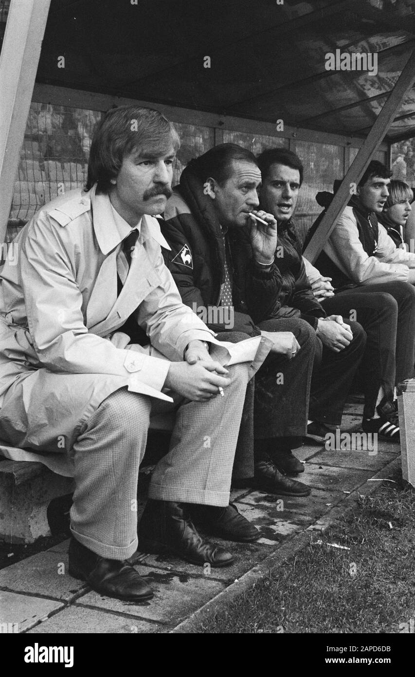 Temporary trainer bobby haarms hi-res stock photography and images - Alamy