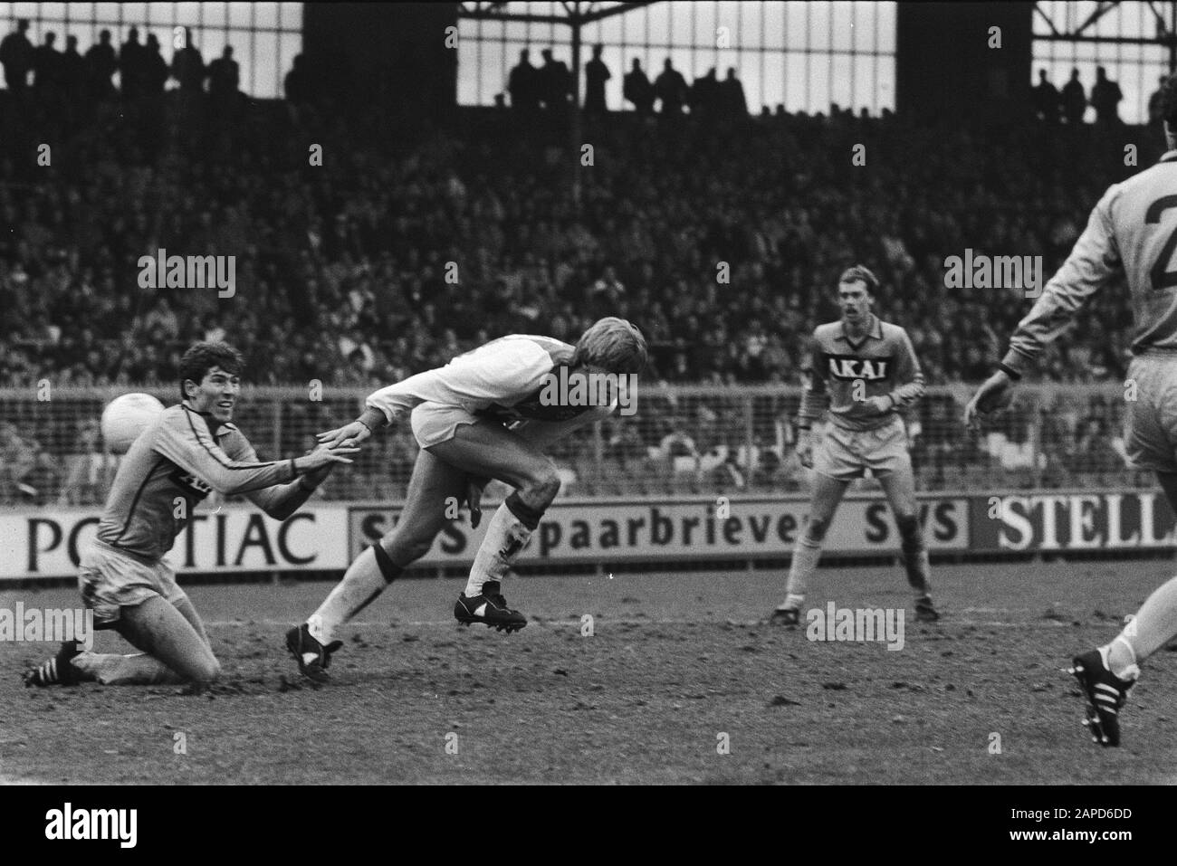 Header football netherlands Black and White Stock Photos & Images - Alamy