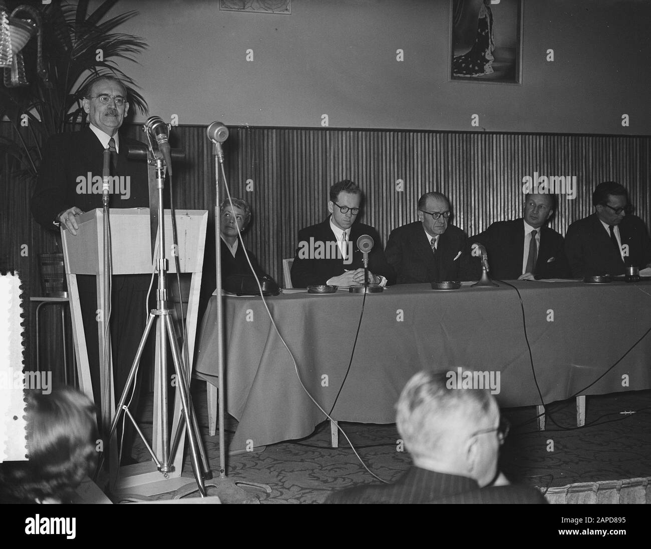 30 december 1955 hi-res stock photography and images - Alamy