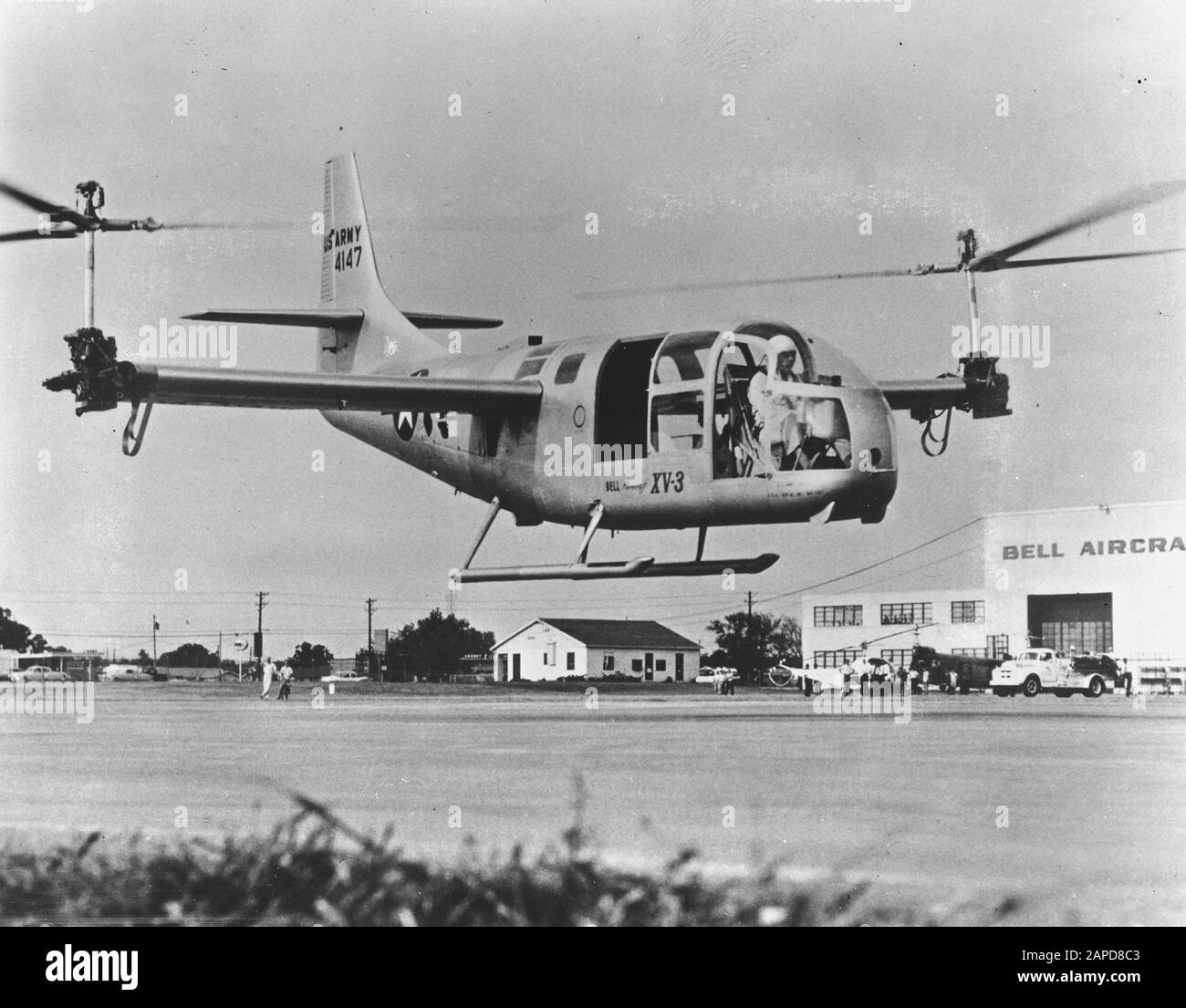 Type of aircraft hi-res stock photography and images - Alamy
