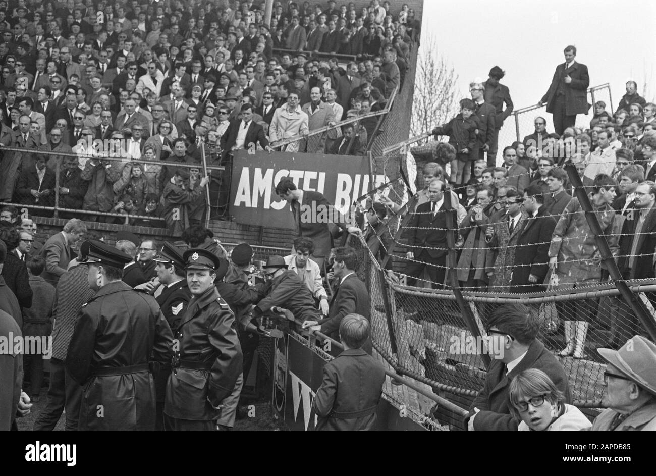 Ajax against Sparta 3-0. section of grandstand collapsed Date: April 15 ...
