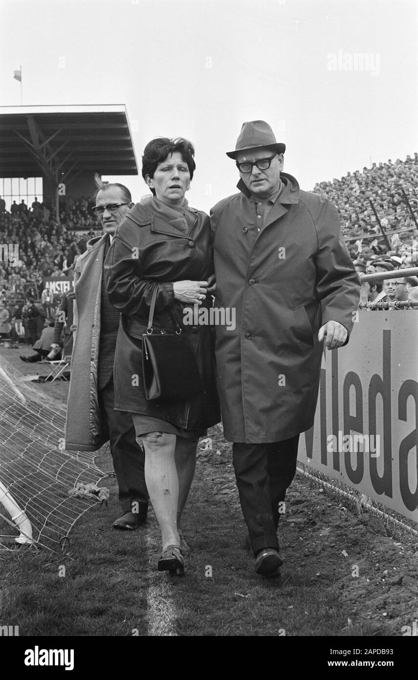 April 15 1968 Black and White Stock Photos & Images - Alamy