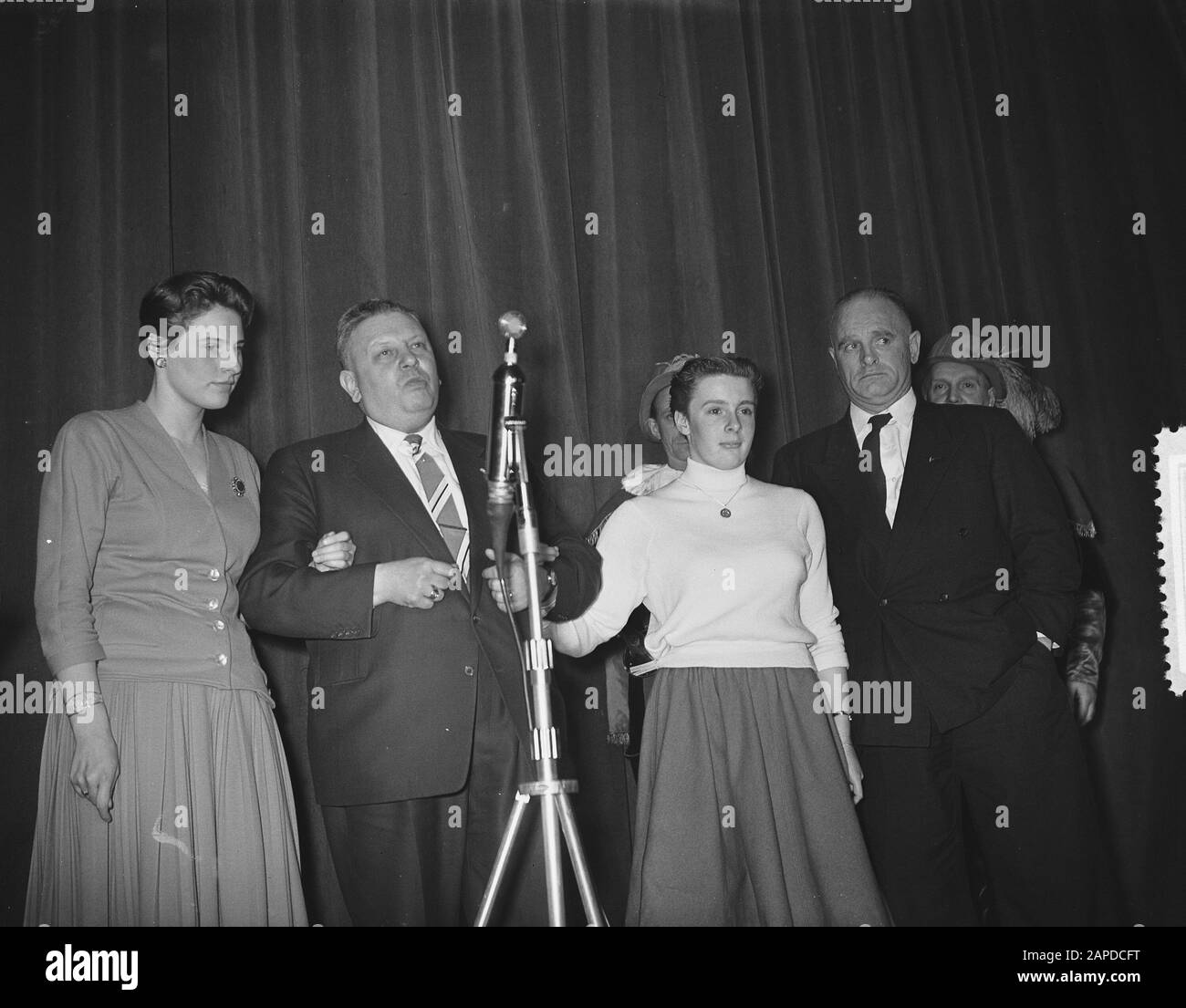 Mary kok sportswoman 1955 hi-res stock photography and images - Alamy