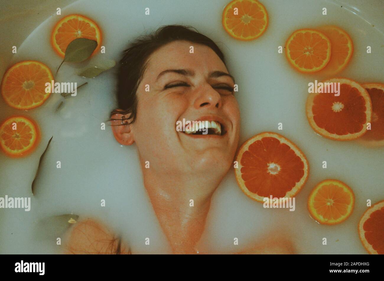 Milk bath photoshoot hi-res stock photography and images - Alamy