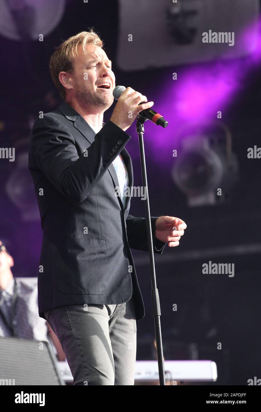 Jason Donovan 80s High Resolution Stock Photography and Images - Alamy