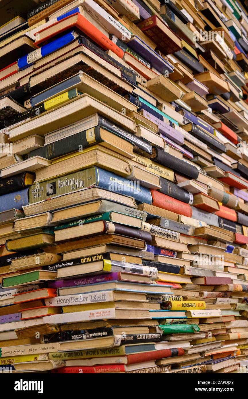 Sculptures and installations made out of countless books by Matej Krén ...