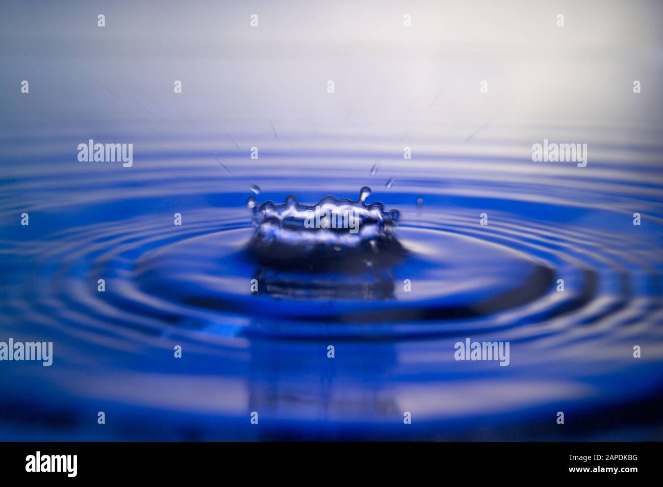 Wassertropfen umwelt hi-res stock photography and images - Alamy